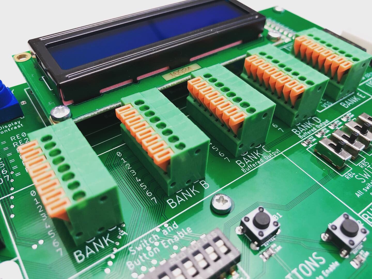 Microcontroller Education Board - The Machine Shop